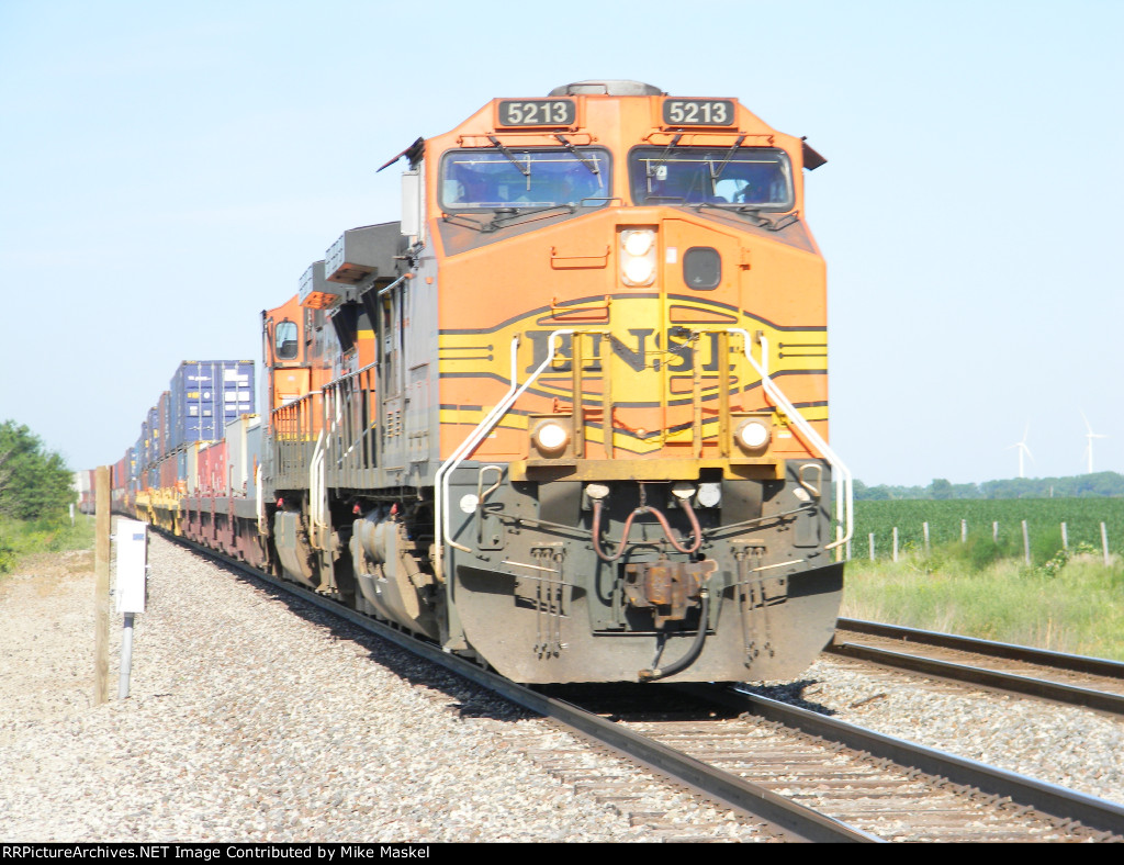 BNSF 5213